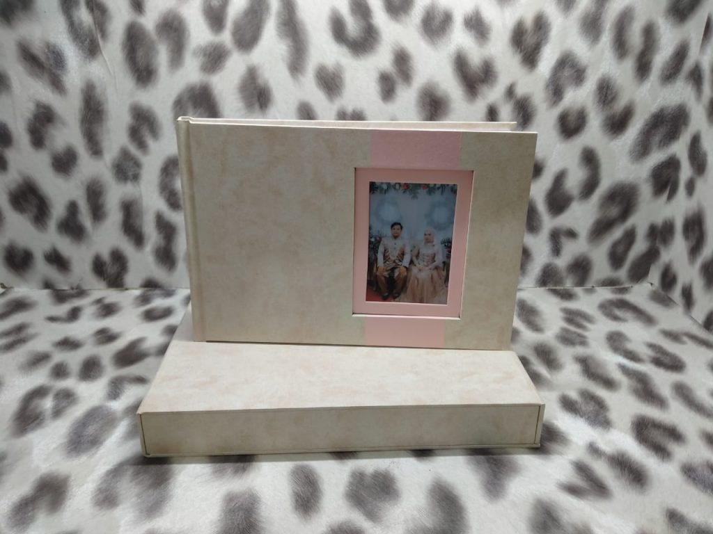 Album Kolase Wedding Book - EMBOSS PHOTOGRAPHY